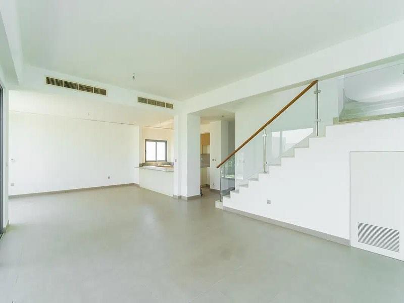 Dubai Hills Estate, Dubai, Dubai... 4 bed villa - £1,157,493