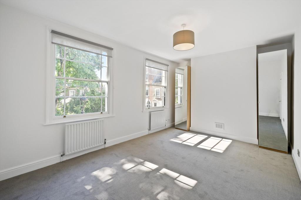 Merrick Square, Southwark, London, SE1 3 bed detached house - £4,117 ...