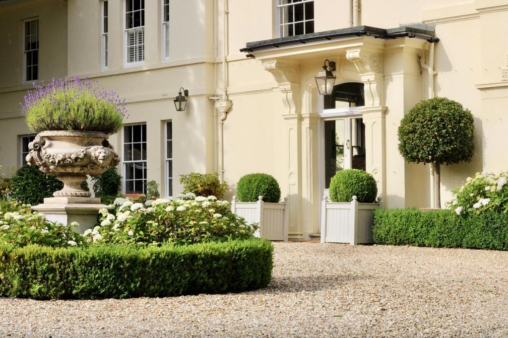 Penylan, Oswestry, Shropshire, SY10 8 bed detached house - £2,950,000