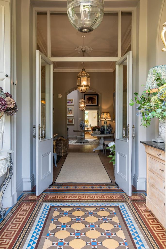 Penylan, Oswestry, Shropshire, SY10 8 bed detached house - £2,950,000