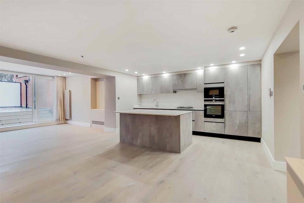 Fitzjohns Avenue, London, NW3 2 bed apartment - £5,633 pcm (£1,300 pw)