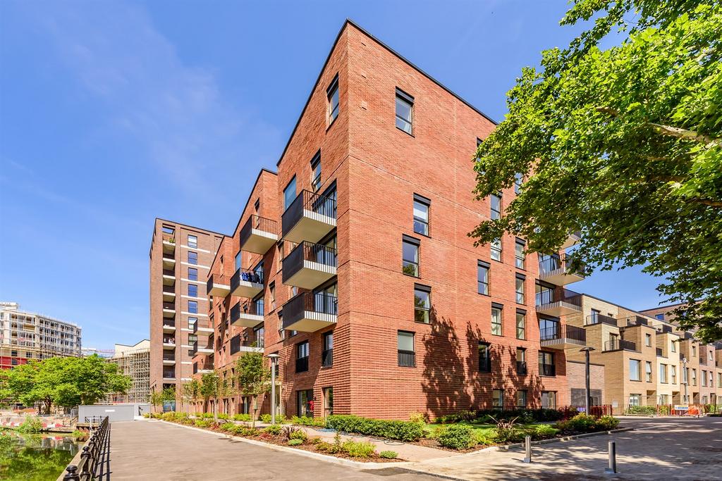 Joseph Huntley Walk, Reading, RG1 2 bed apartment - £1,995 pcm (£460 pw)
