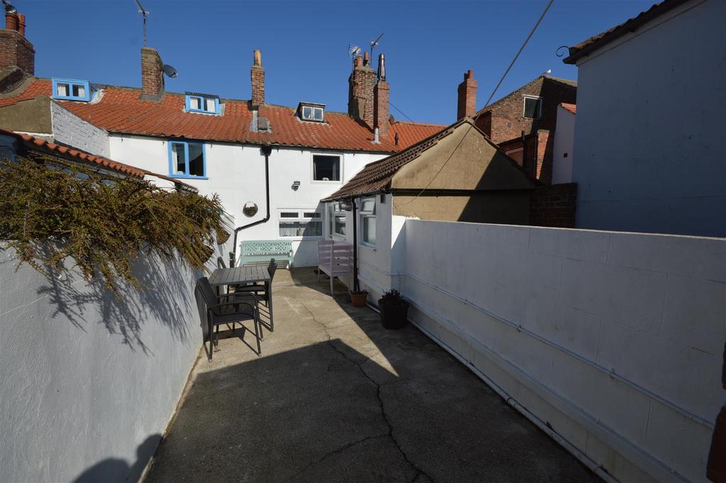 Queen Street, Filey 2 bed terraced house for sale - £205,000