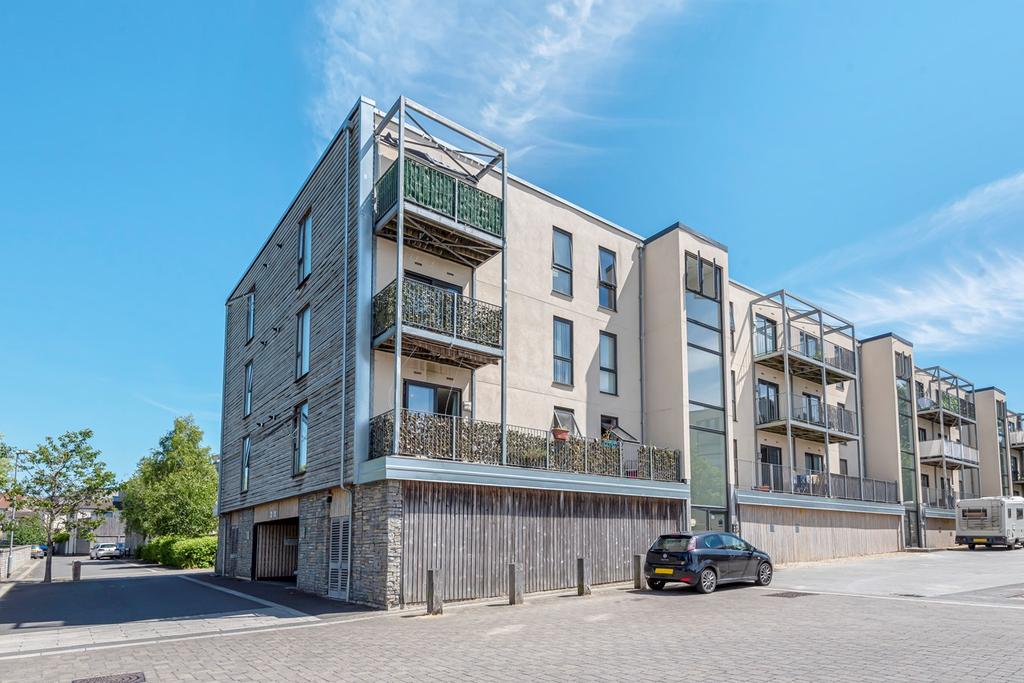 Lime Tree Square, Street, BA16 2 bed apartment for sale - £170,000