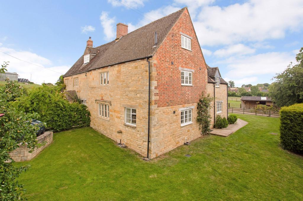Todenham, Todenham, Moreton-in-Marsh, Gloucestershire, GL56 4 bed semi ...