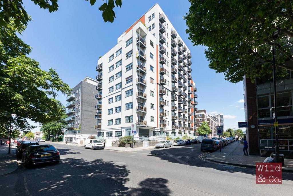 Southgate Road, London 2 bed flat - £2,600 pcm (£600 pw)