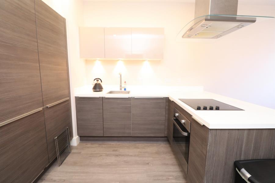 GREENLEIGH COURT, DAWSONS SQUARE, PUDSEY, LS28 5FY 1 bed apartment - £ ...