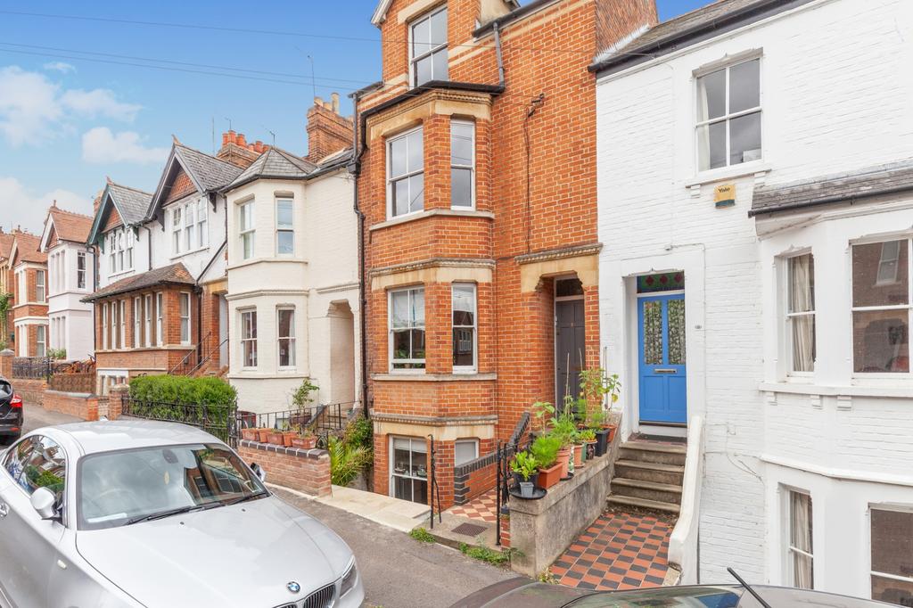 Iffley Fields OX4 1SS 2 bed flat - £440,000