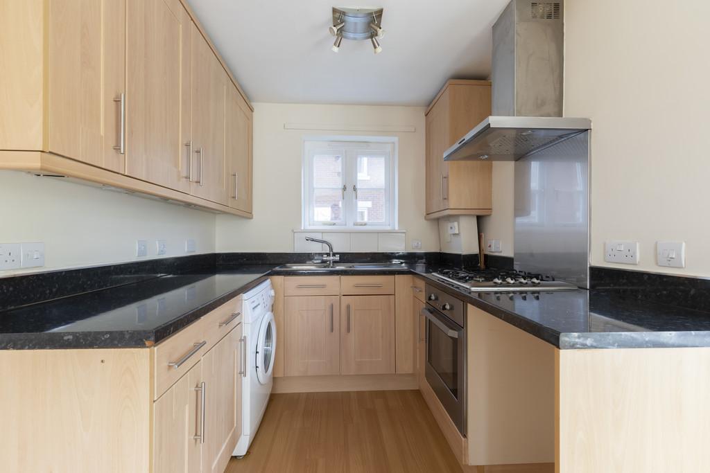 Oxford Terrace, Gloucester GL1 3NT 1 bed ground floor flat - £600 pcm ...