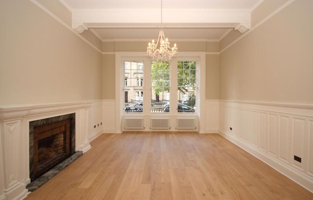 Rothesay Place 3 bed flat - £3,850 pcm (£888 pw)