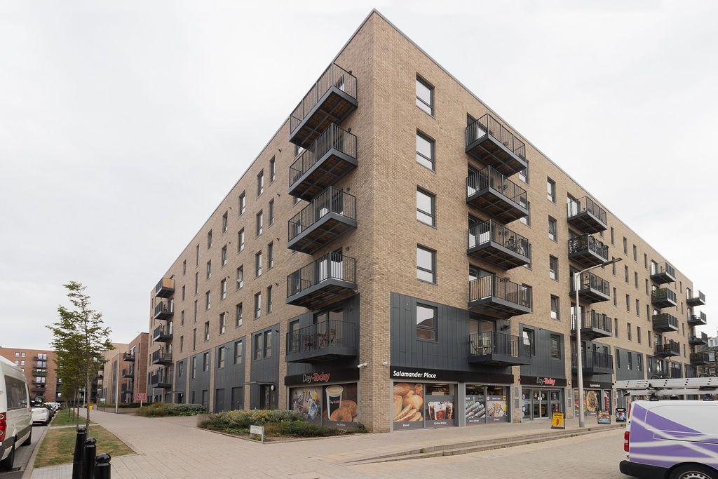 2/13 Ropemaker Street, Leith... 2 bed flat - £300,000