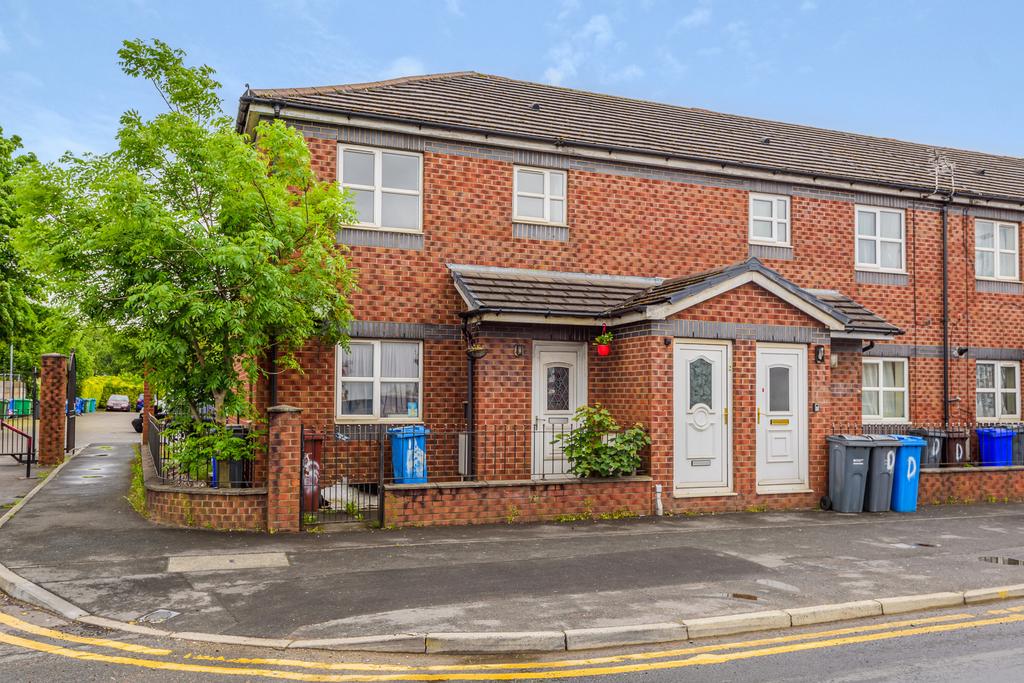 Mount Road, Manchester, M18 2 bed flat - £850 pcm (£196 pw)