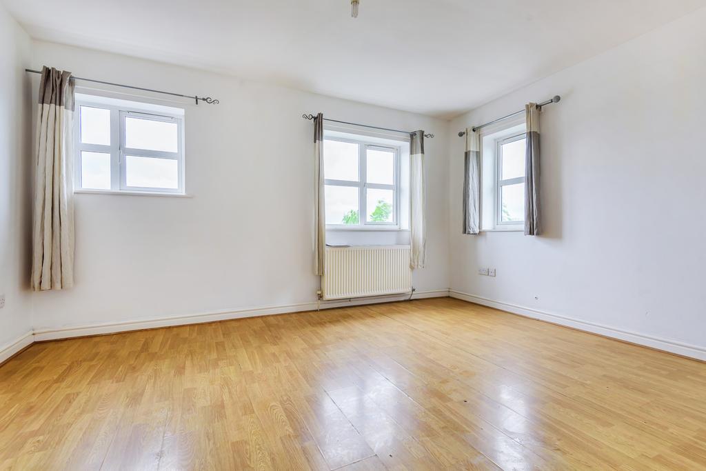 Mount Road, Manchester, M18 2 bed flat - £850 pcm (£196 pw)