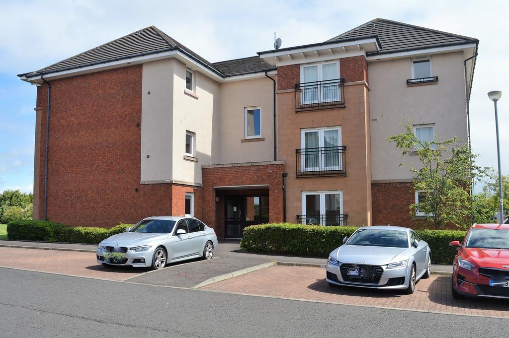 Broad Cairn Court, Motherwell ML1 2 bed flat - £109,995