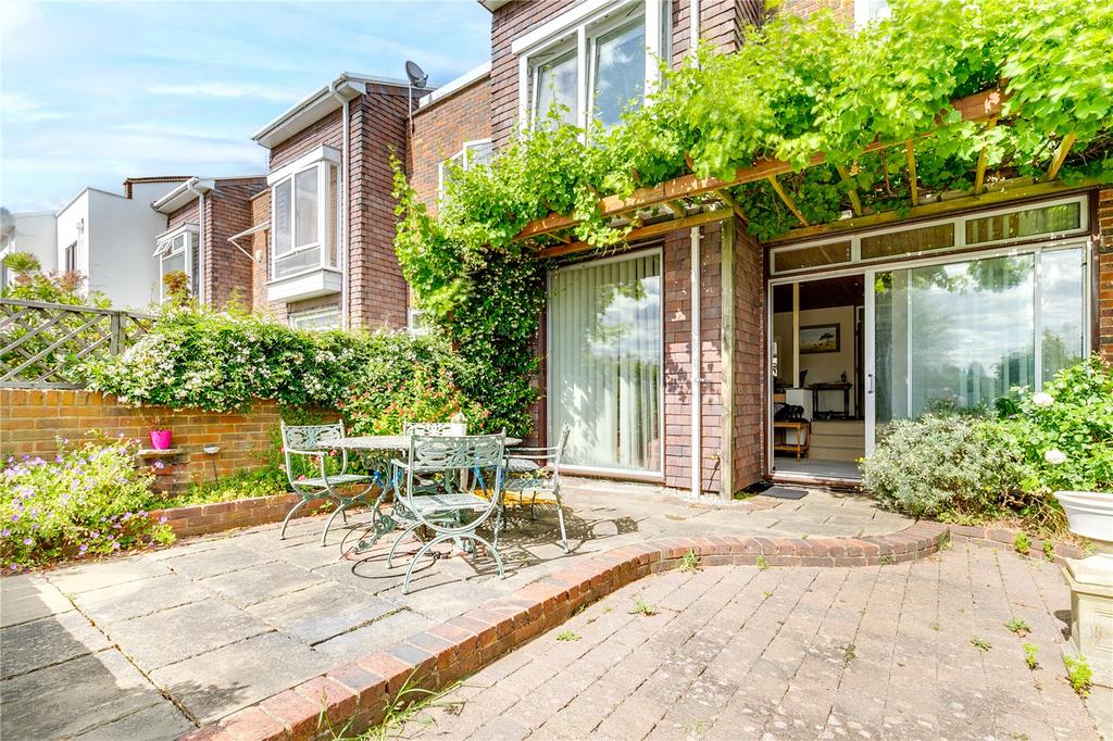 Chiswick Quay, London 5 bed end of terrace house for sale - £1,400,000