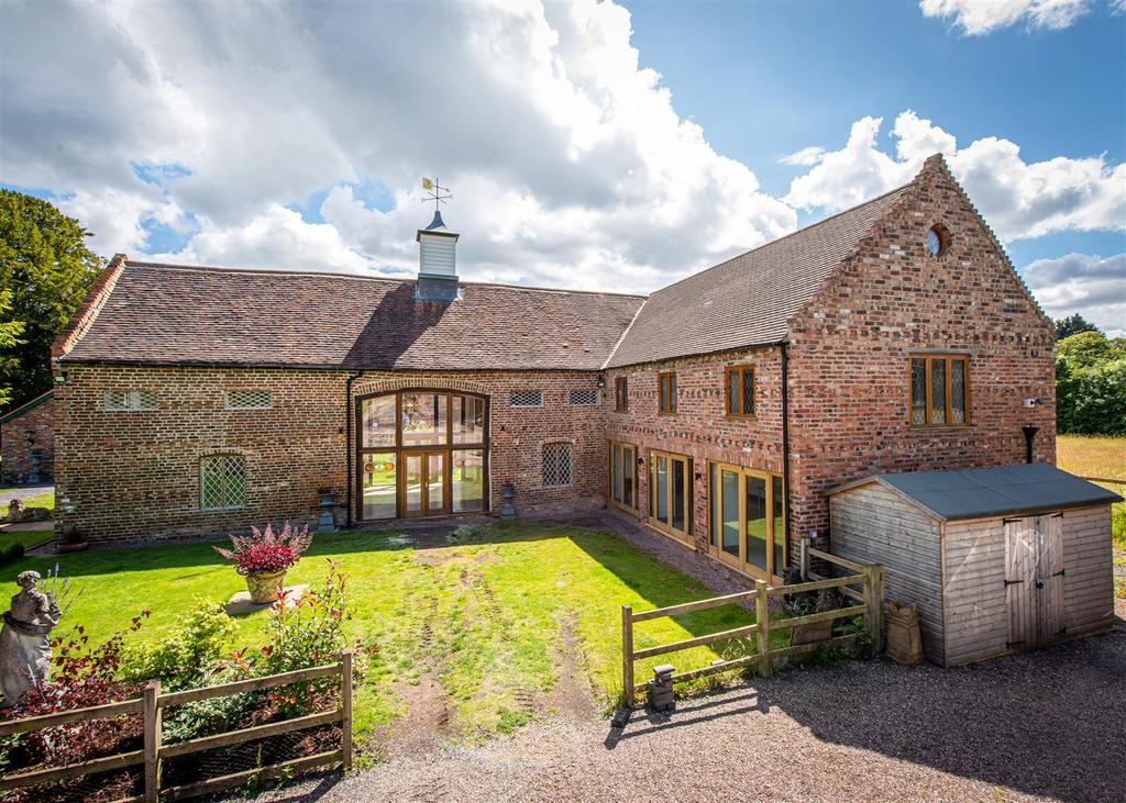 Lady Helens Hall, School Road, Trysull 3 bed barn conversion - £3,250 ...