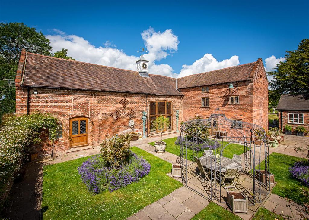 Lady Helens Hall, School Road, Trysull 3 bed barn conversion - £3,250 ...
