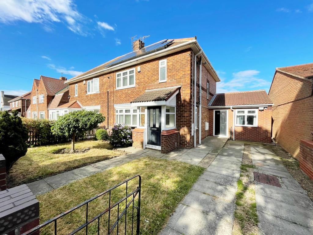 Raby Road, Hartlepool 3 bed semi-detached house - £135,000