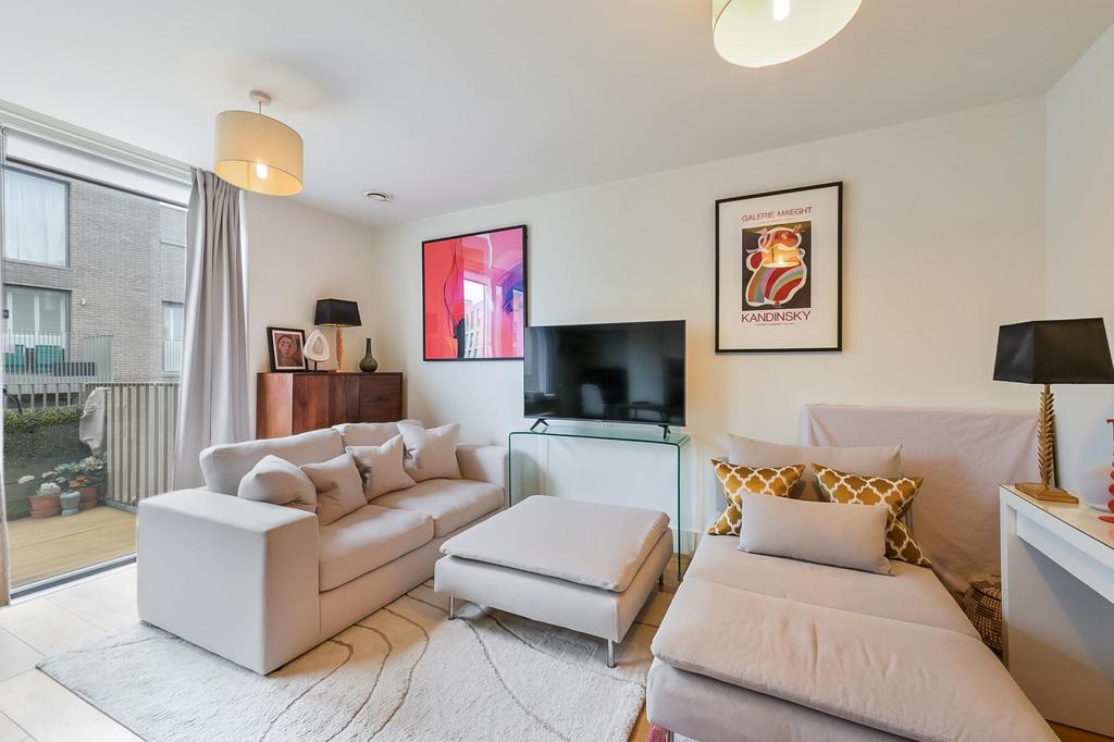 Halyards Court, Durham Wharf Drive... 1 bed flat - £389,500