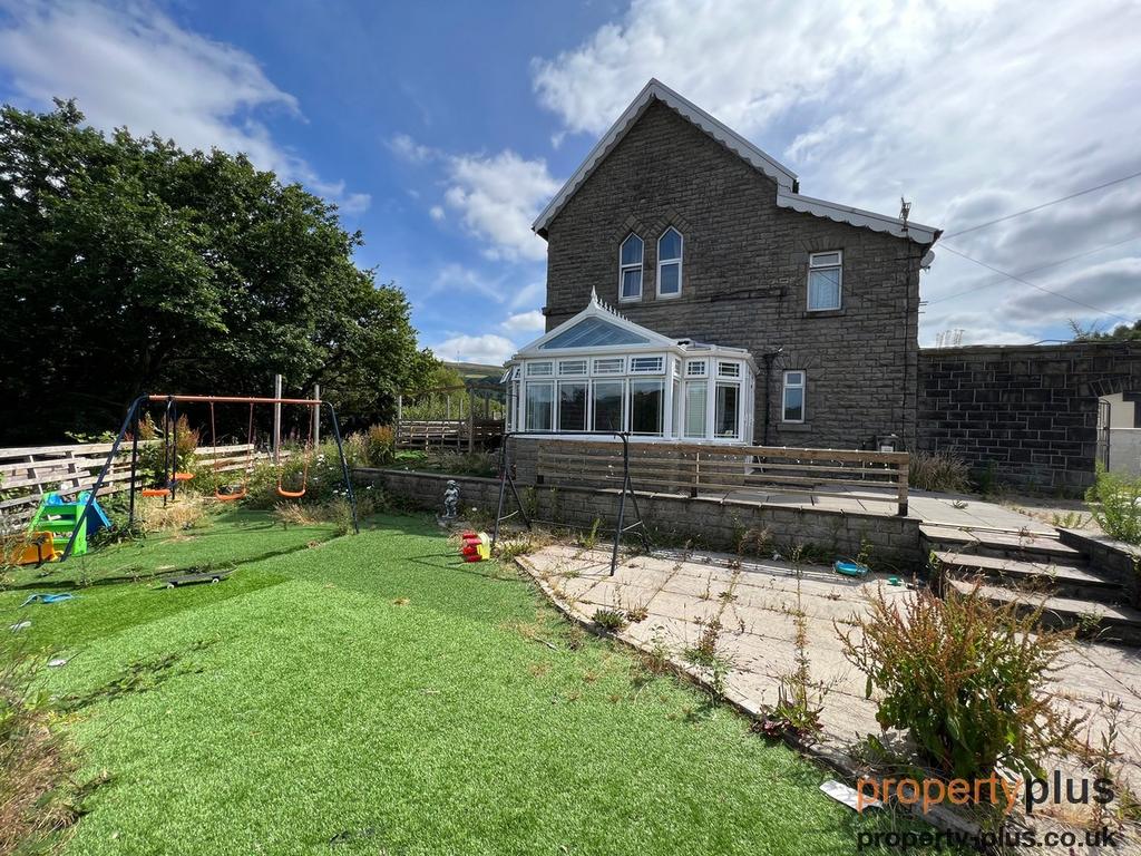 Gelli Road Gelli - Pentre 5 bed detached house - £275,000