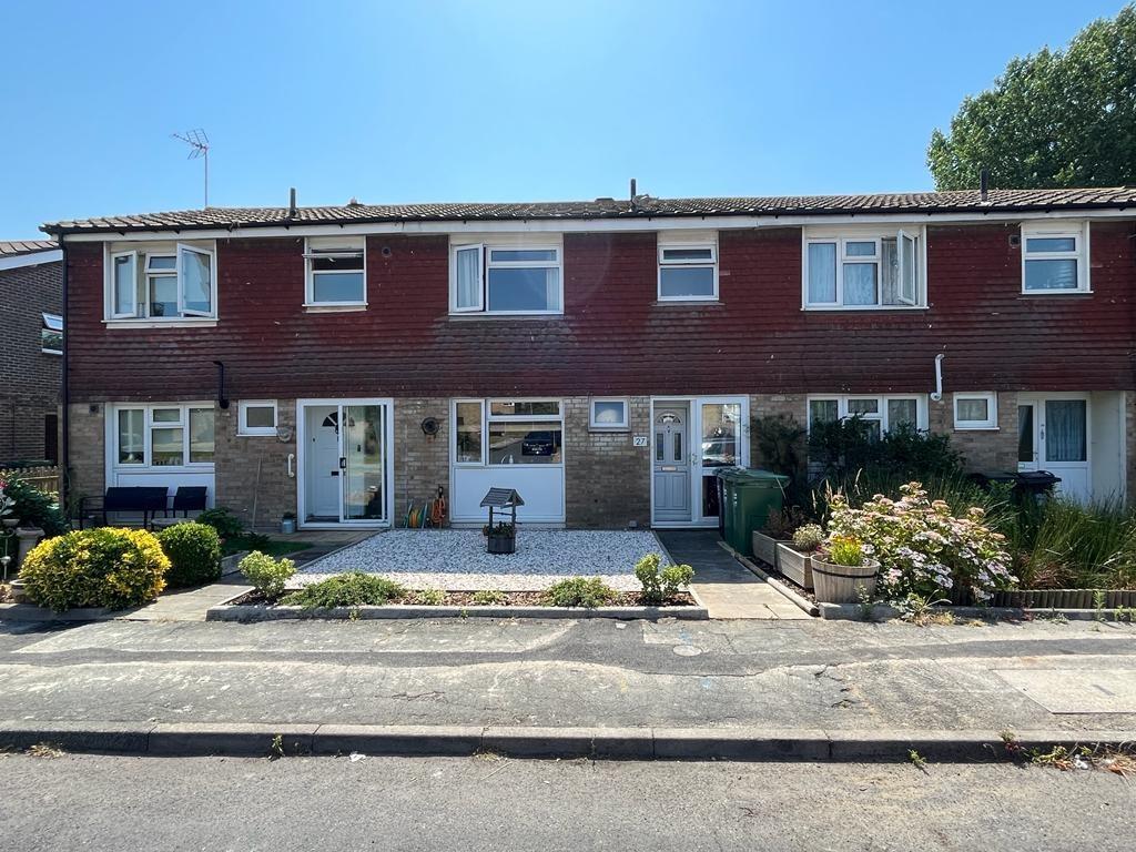 Westerham Road, Eastbourne 3 bed terraced house - £285,000