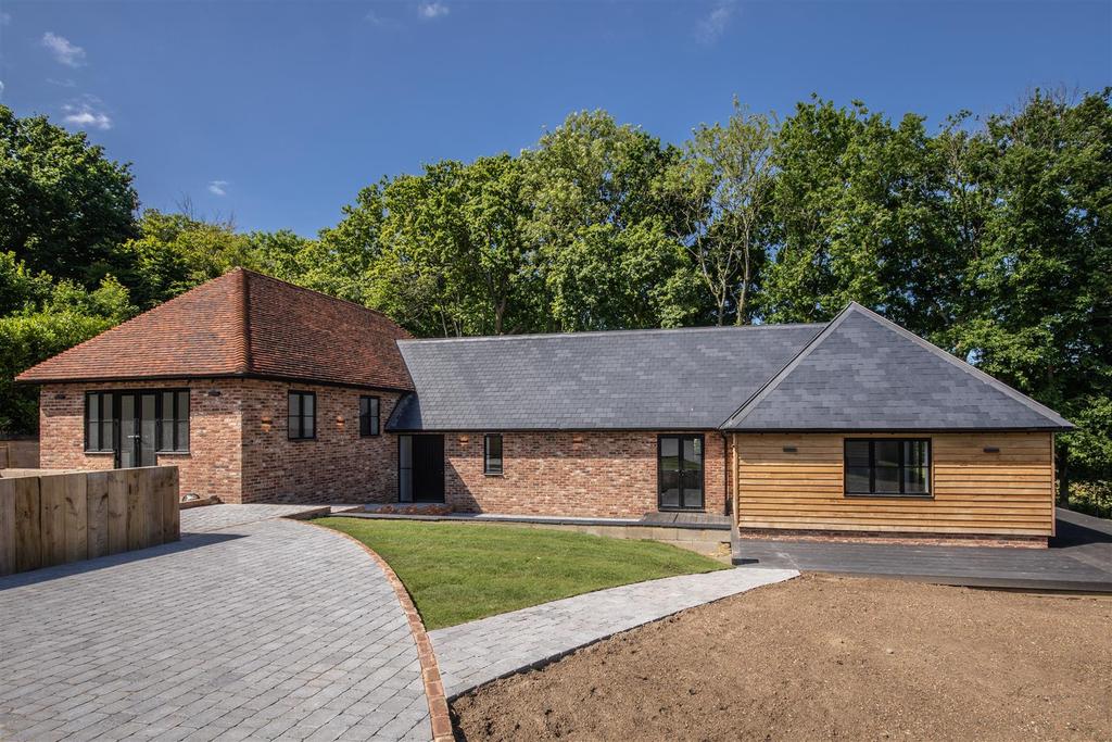 Brick Kiln Lane Hadlow Down Uckfield 4 Bed Detached Bungalow For Sale