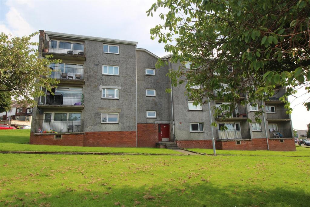Tower Drive, Gourock 2 bed flat - £59,000