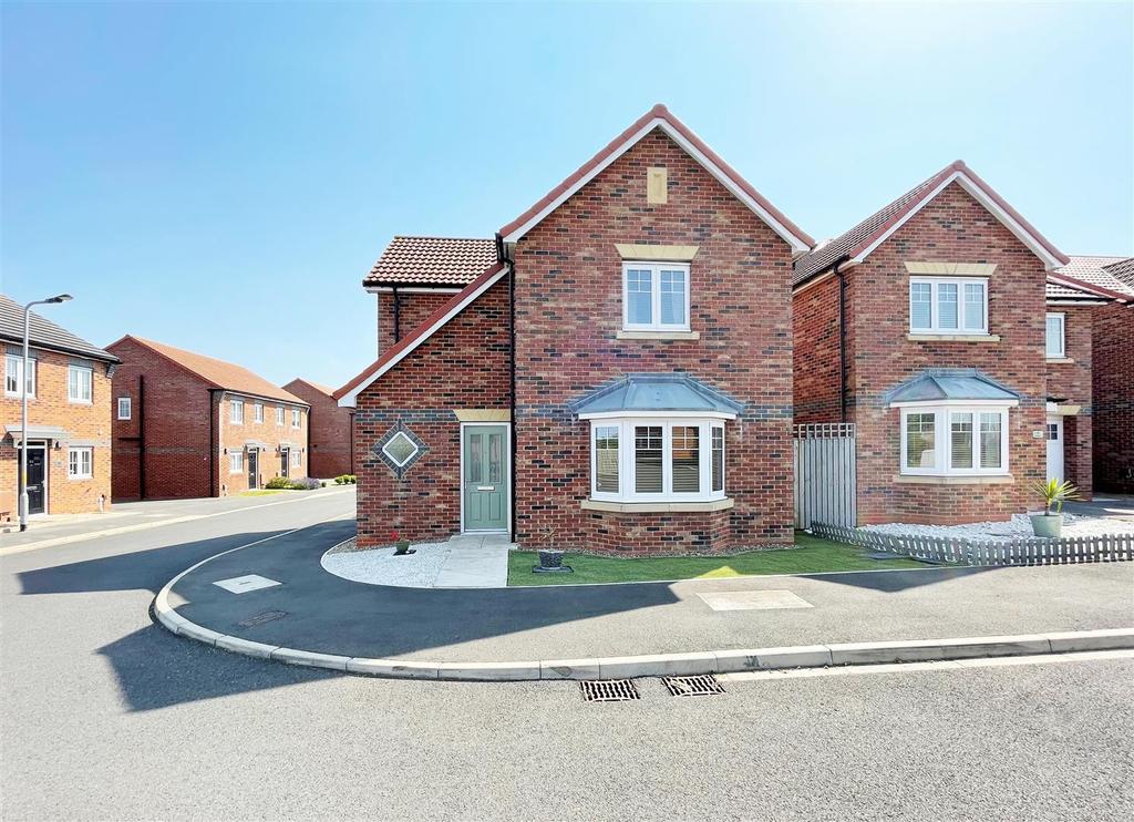 Westfields, Hartlepool 3 bed detached house - £169,950