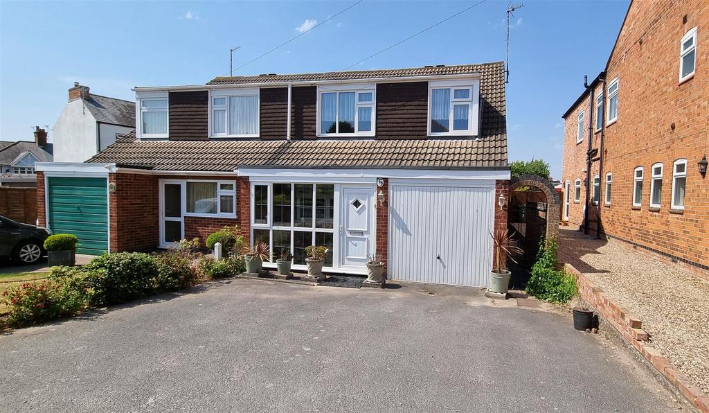 Quaker Road, Sileby 3 bed semi-detached house - £235,000