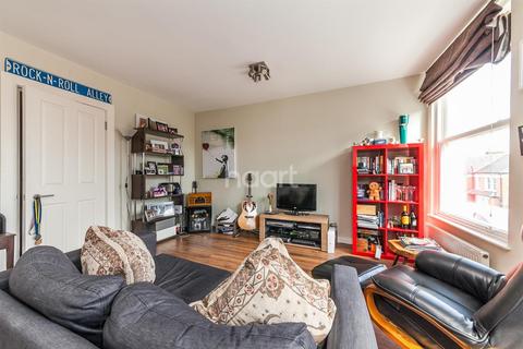 Flats To Rent In London | Latest Apartments | OnTheMarket