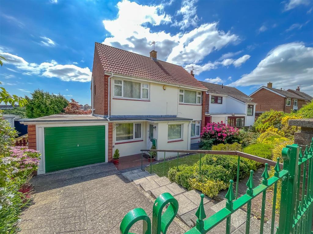 Melbourne Way, Newport 3 bed detached house - £365,000