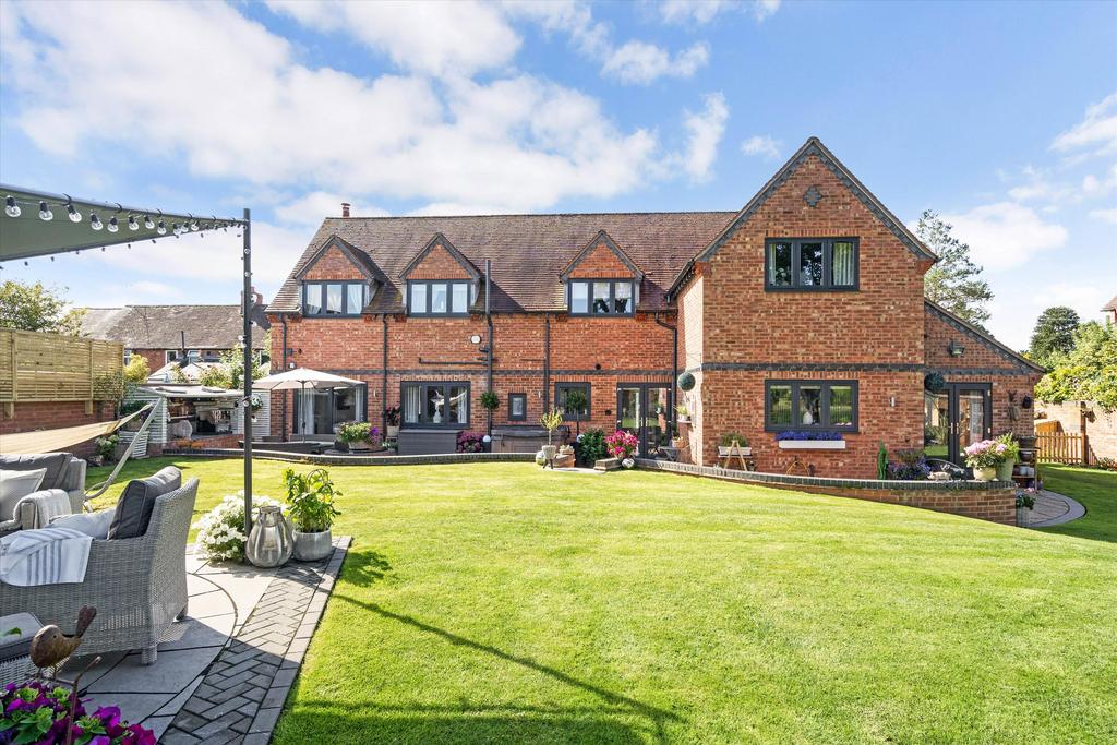 Wasperton Warwick Warwickshire Cv35 4 Bed Village House £1 295 000
