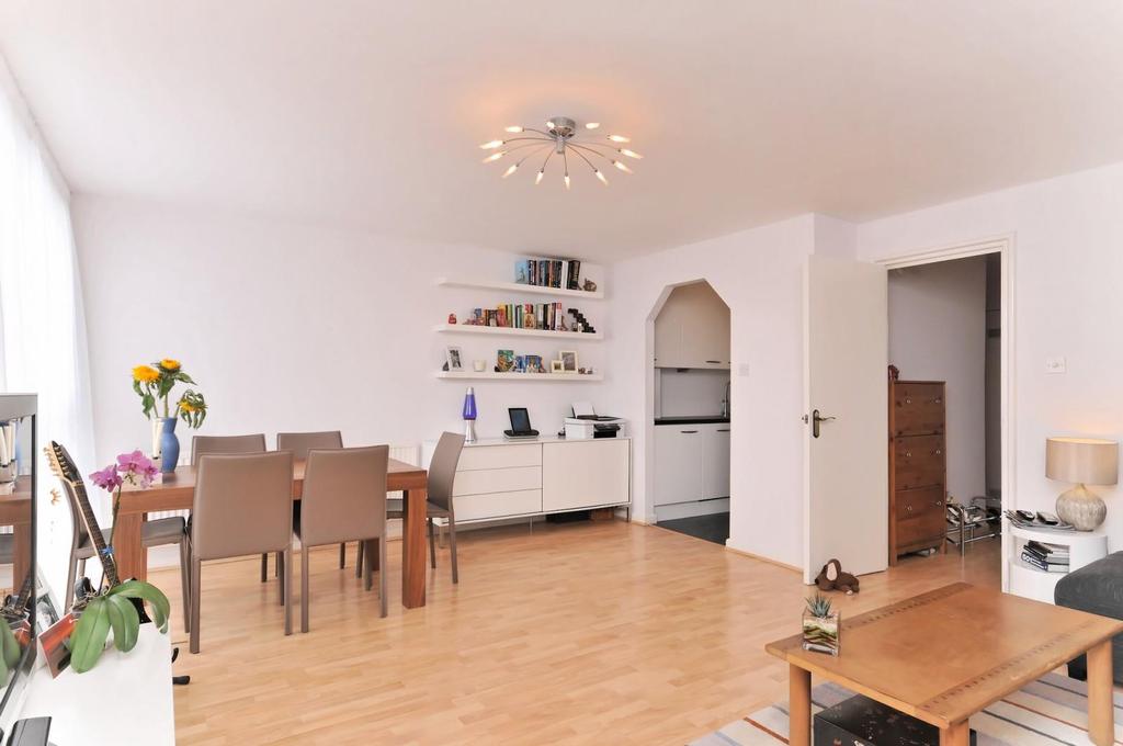 Spice Court, Asher Way, Wapping, London, E1W 1 bed flat - £1,842 pcm (£ ...