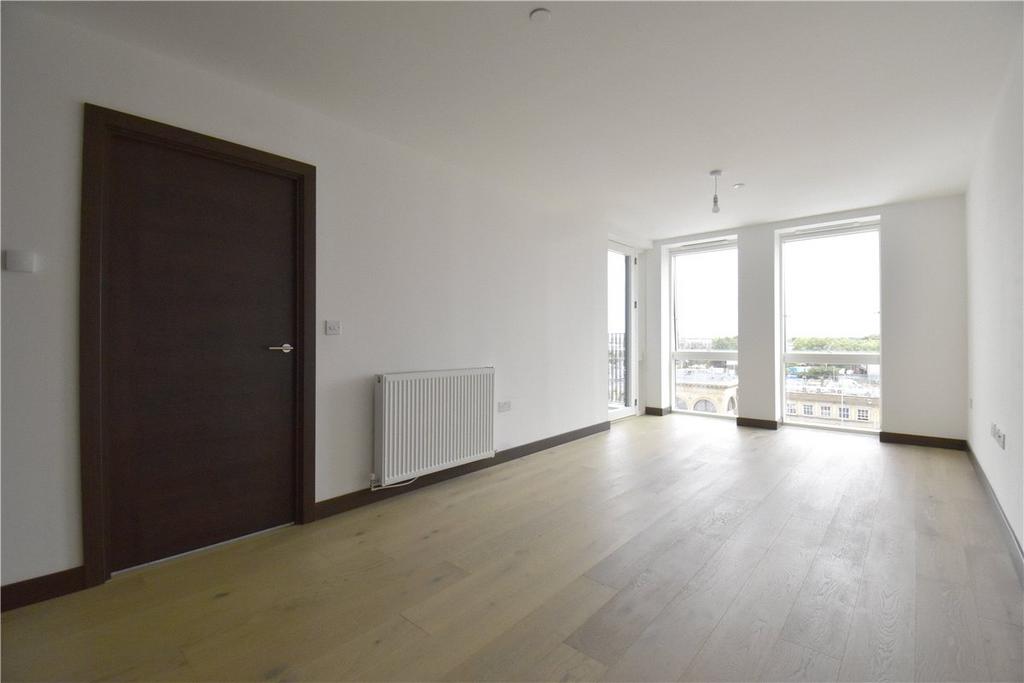 4 Station Square, Cambridge, CB1 1 bed apartment - £1,850 pcm (£427 pw)