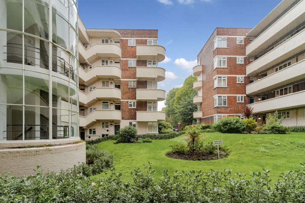 Wellesley Court, Maida Vale, London, W9 2 bed apartment - £499,500