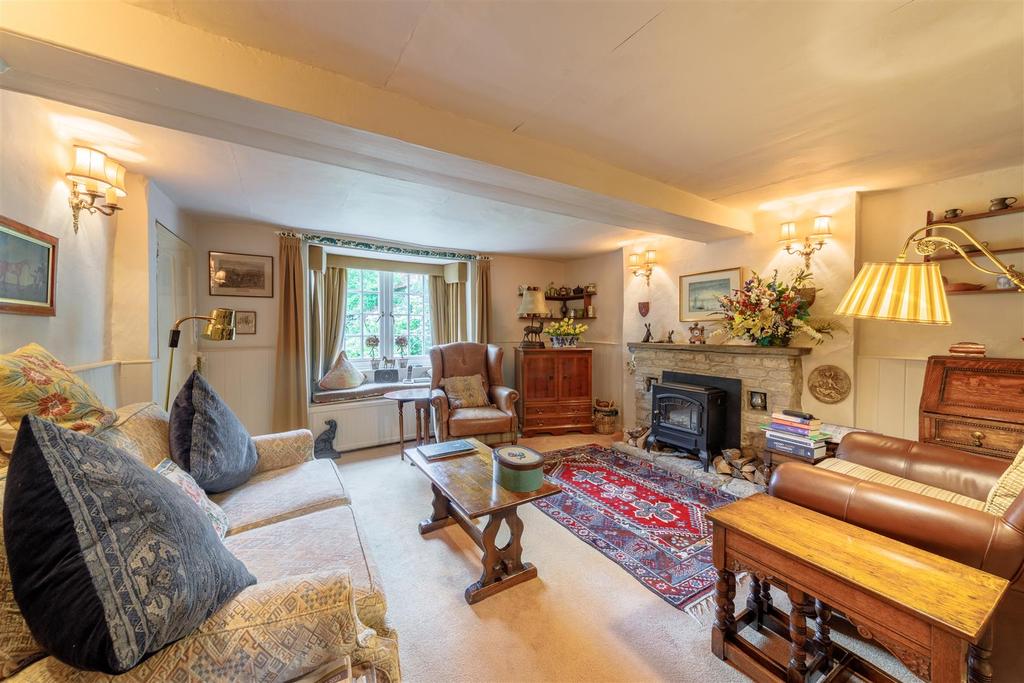 Teigh Road, Market Overton 3 bed cottage - £475,000