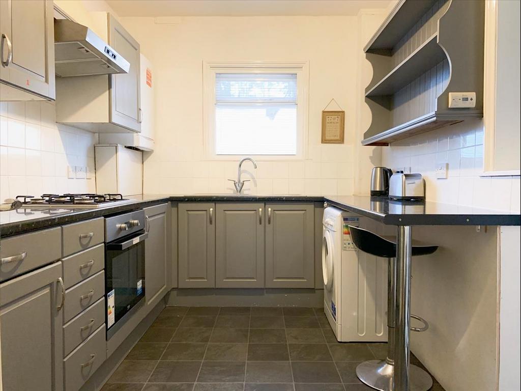 Wells House Road, London, NW10 3 bed house - £2,600 pcm (£600 pw)