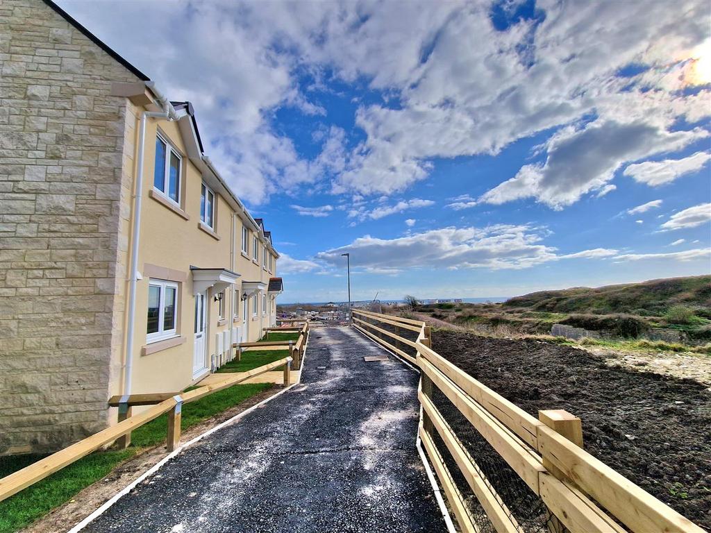 The Windmills, Easton, Portland 2 bed end of terrace house - £277,500