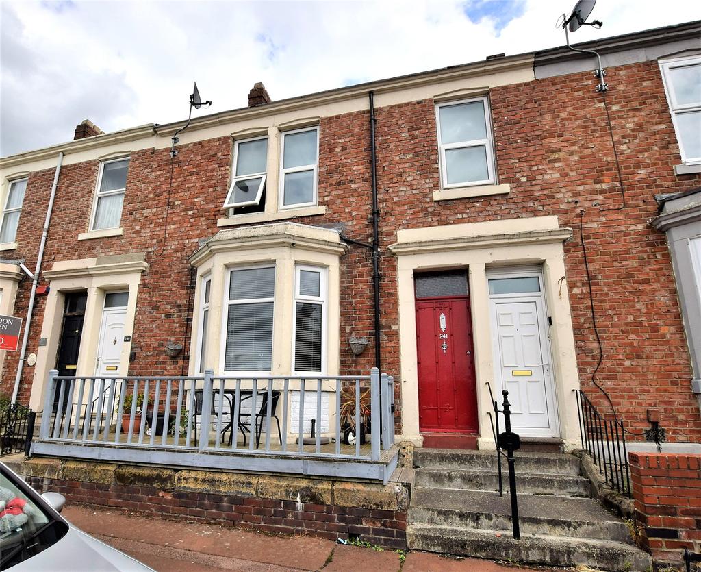 Rectory Road, Gateshead, NE8 2 bed apartment - £95,000