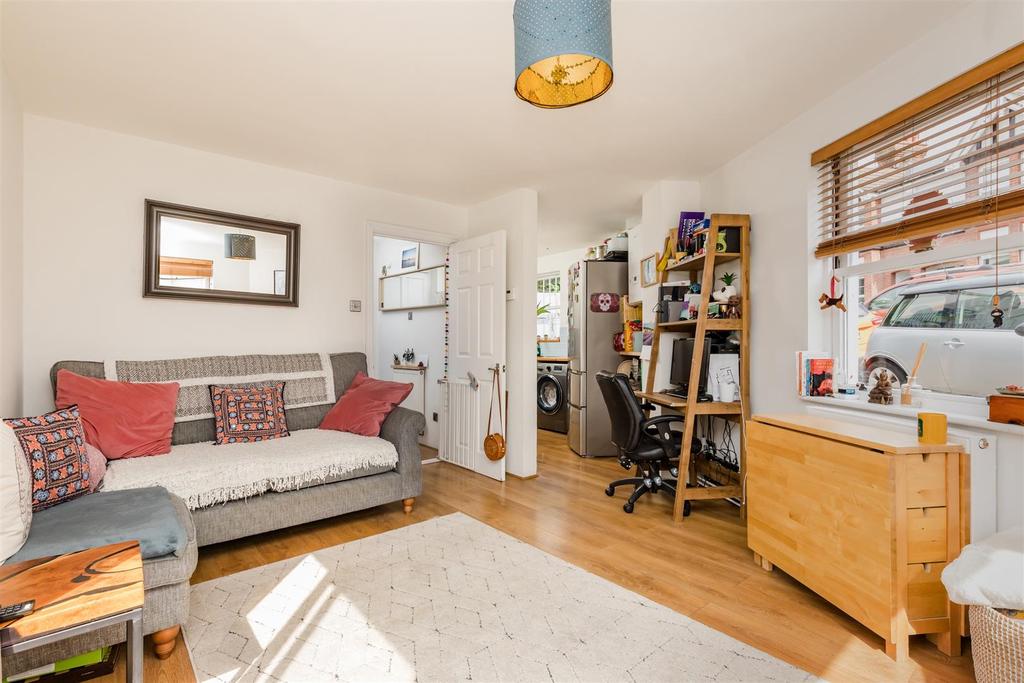 Riley Road, Brighton 2 bed house - £350,000