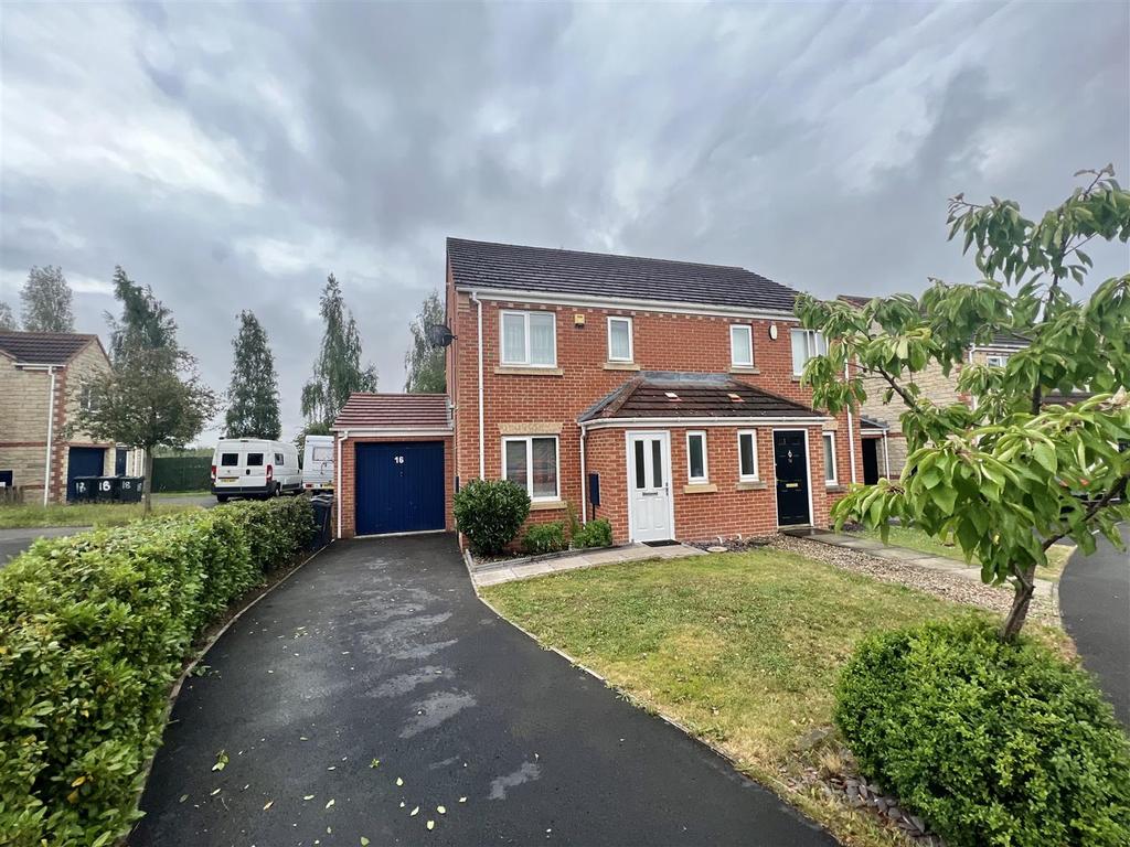 Chestnut Drive, Darlington 3 bed semi-detached house - £135,000
