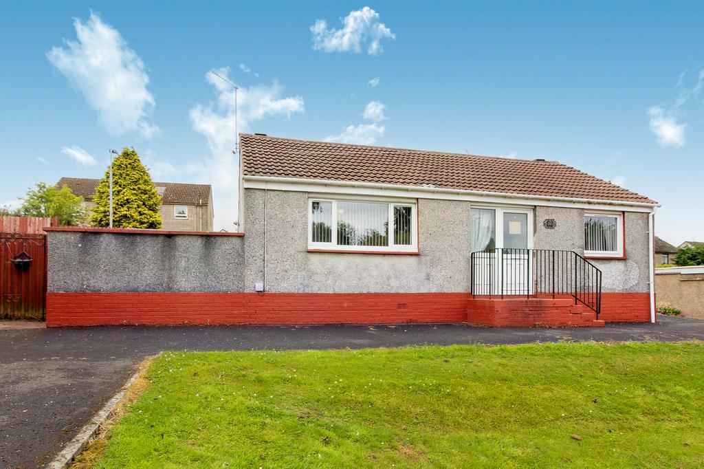 Burnside Terrace, Fauldhouse EH47 2 bed detached bungalow - £119,000