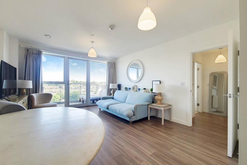 Loughborough Park, Brixton, London, SW9 1 bed flat - £460,000