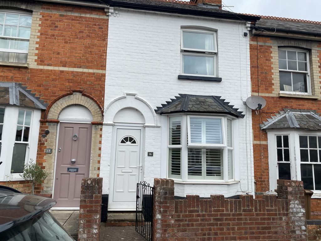 Niagara Road, Henley-on-Thames RG9 2 bed terraced house - £1,695 pcm (£ ...