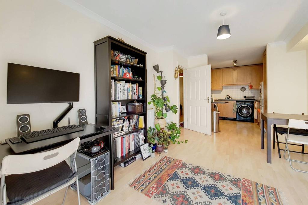 Evan Cook Close, Peckham, London, SE15 1 bed flat - £315,000