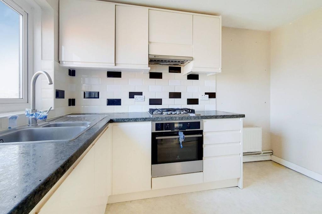 Weald Lane, Harrow Weald, Harrow, HA3 1 bed flat - £225,000