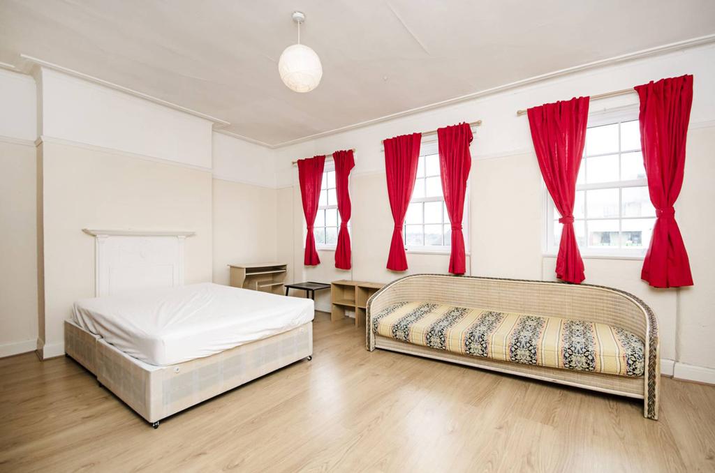 Ashbourne Parade, Temple Fortune... 1 bed flat - £1,670 pcm (£385 pw)