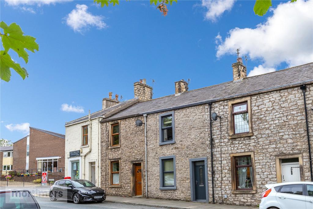 Shawbridge Street, Clitheroe... 2 bed terraced house - £160,000