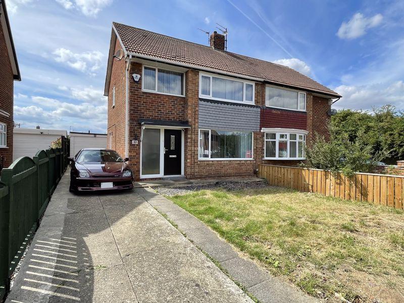 Bramble Road, Fern Park... 3 bed semi-detached house - £130,000