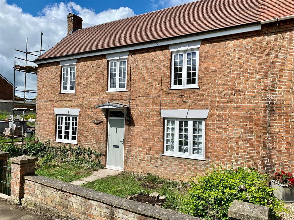 Newport, Berkeley, GL13 9PY 5 bed semi-detached house - £450,000